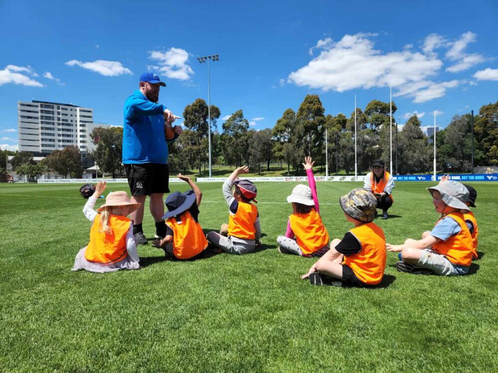 Little School visits North Melbourne Footy Club! - Autism Partnership